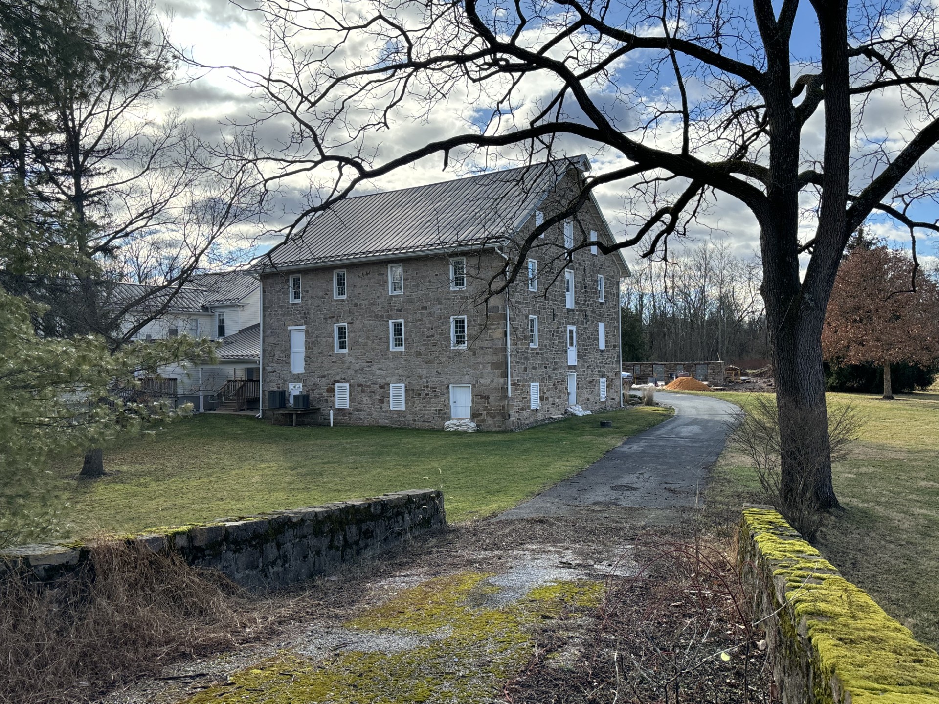 A search to know more about York County mills: Witnessing York